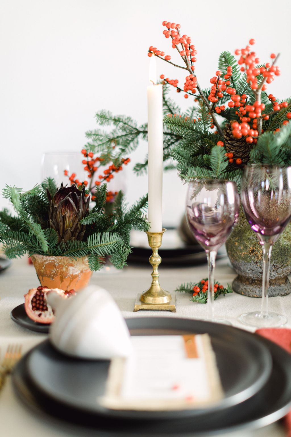How to Create the Perfect Christmas Dinner | Think Happy Events